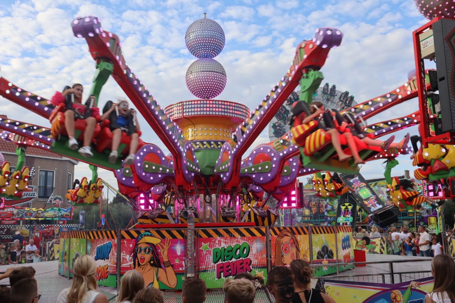 Kermis Volendam | Datum, foto's en plattegrond!
